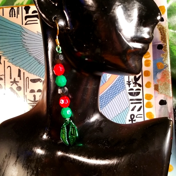 Jewelry | Pan Africa Colors Cowrie Shells Lucite Beads Earrings ...